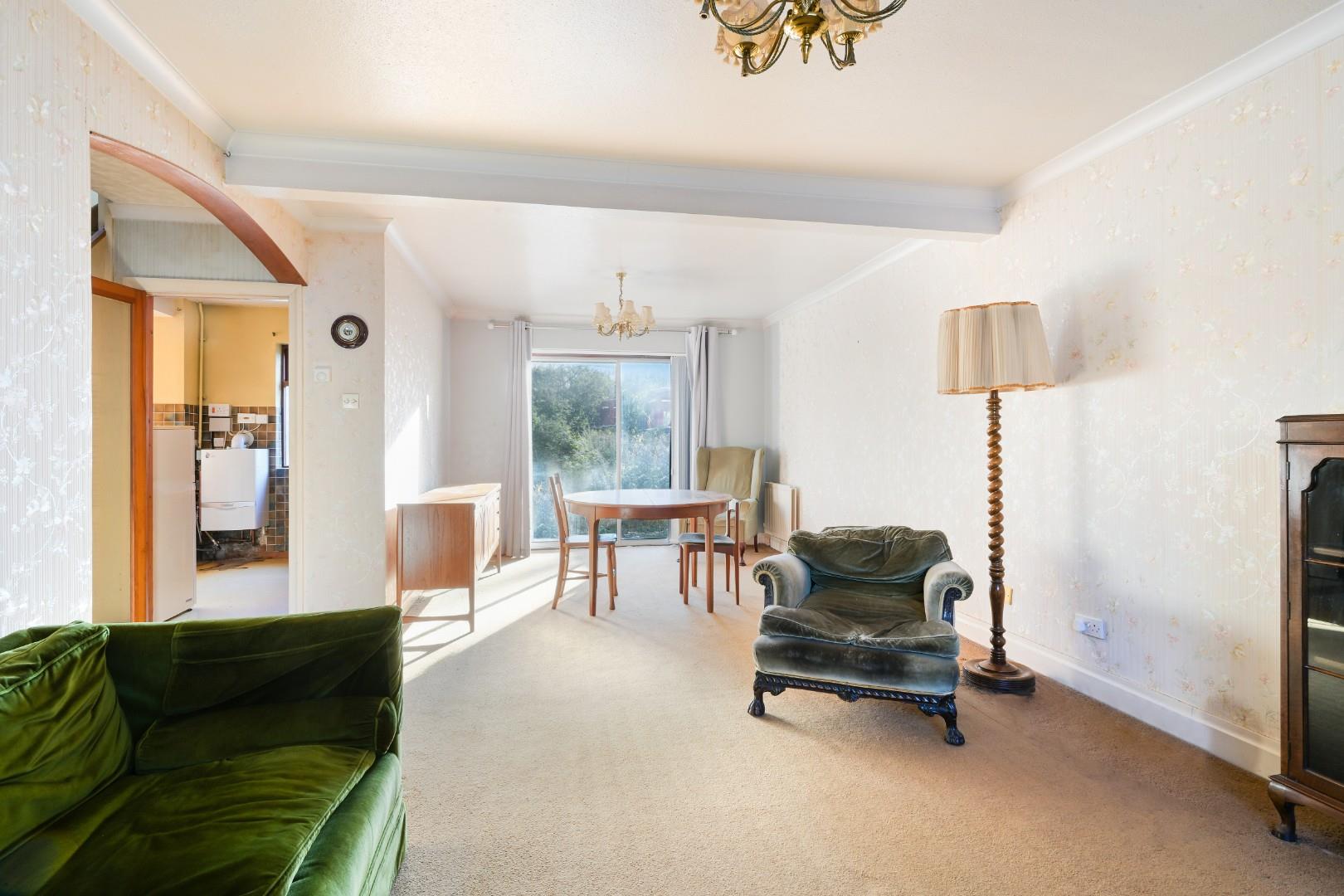 Shelvers Way, Tadworth | The Personal Agent